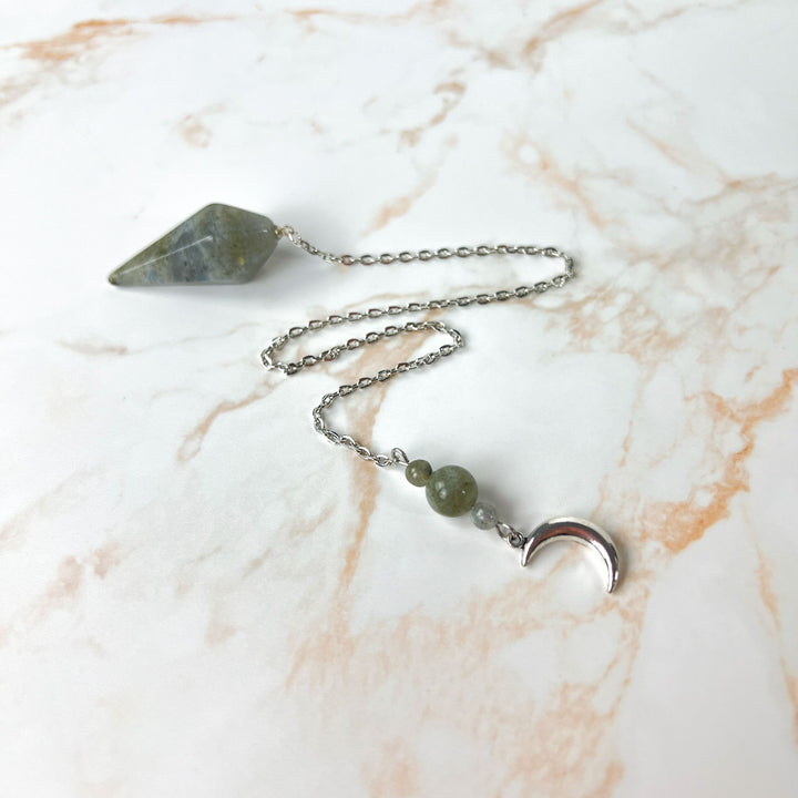 Gemstone pendulums - Baguette Magick